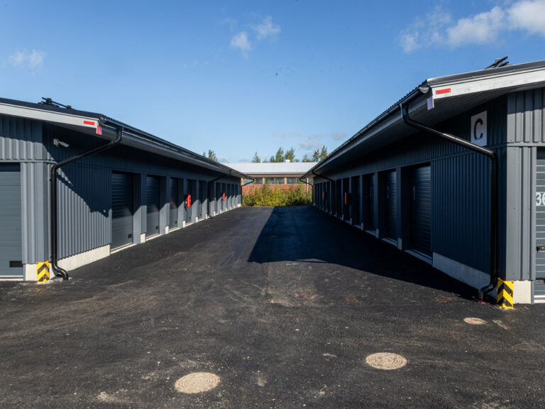 Varastot / harrastetilat Akkutie 1, Tattarisuo Helsinki - Minitalli.fi